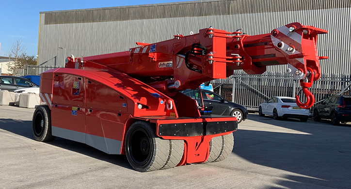 AIS selects all-electric new generation V crane from Valla - Valla Cranes