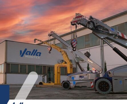Valla In Action - Valla Cranes